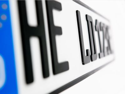 3D Kennzeichen XS | Das kurze Kennzeichen für dein Auto